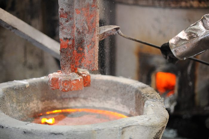 Aluminum Degassing Process Casting Factory | Adtech China