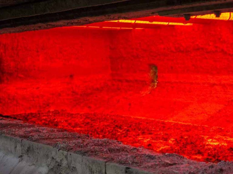 Refine Agent is an important part of the aluminum liquid refining process